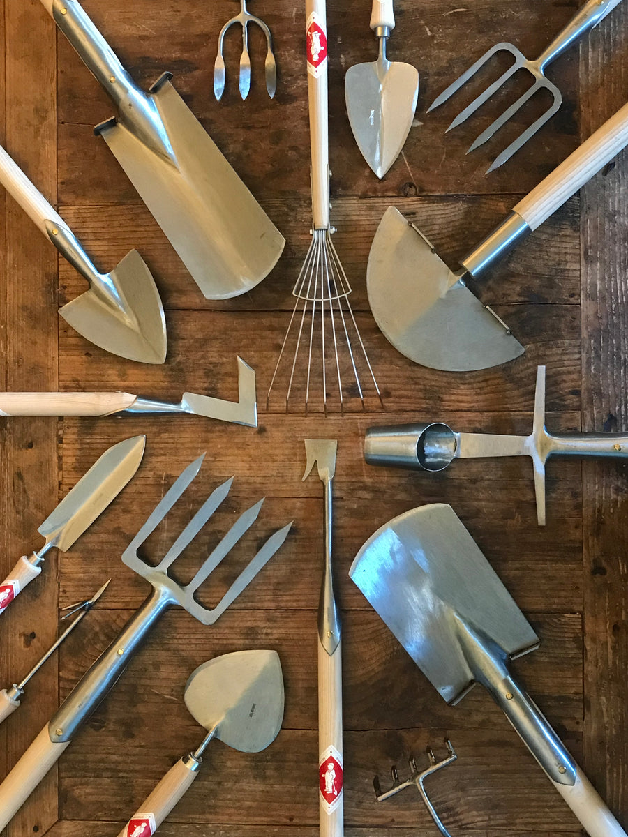 Digging, Weeding, Raking – Gardener's Kit